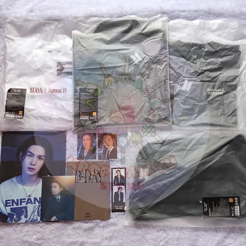 Jual (READY OFFICIAL) MERCH SUGA TOUR DDAY // SHARING BTS PHOTOCARD V ...