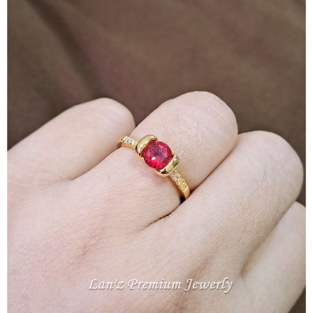 Jual Cincin Wanita Mata Merah Simpel Titanium 22K ( Emas) | Shopee ...