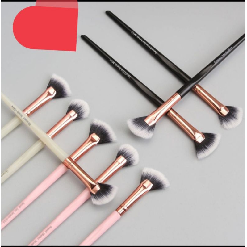 Jual BRUSH HIGHLITER KECIL/BRUSH CONTOUR | Shopee Indonesia