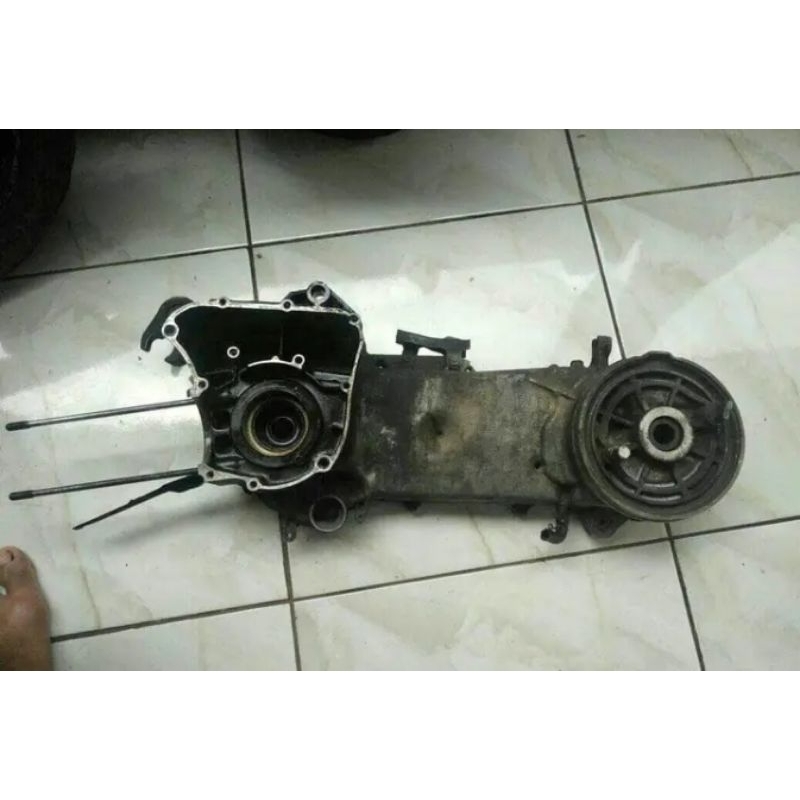 Jual crengkes blok mesin bagian kiri Yamaha Mio atau vino barang second ...
