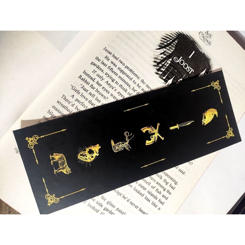 Jual Bookmarks Six of Crows - Pembatas buku karakter six of crows ...