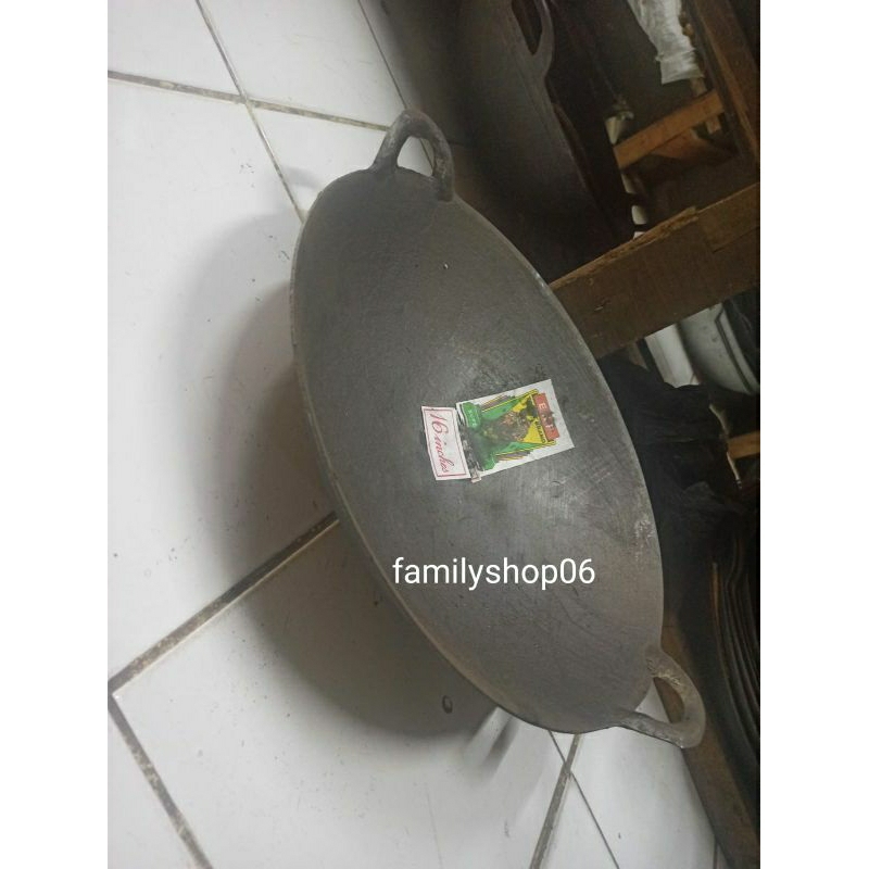 Jual Wajan Kuali Medan Besi Cor EKP No 18 Diameter 45 cm | Shopee Indonesia