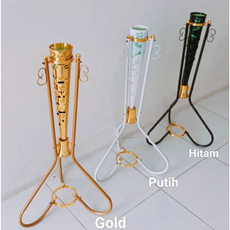 Jual Rangkaian Bunga Mawar Beludru Mekar 18 Kuntum Dengan Pot Standing ...