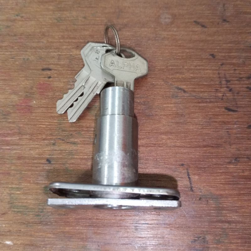Jual Push lock key kunci pintu lemari geser sliding pencet tusuk ALPHA ...