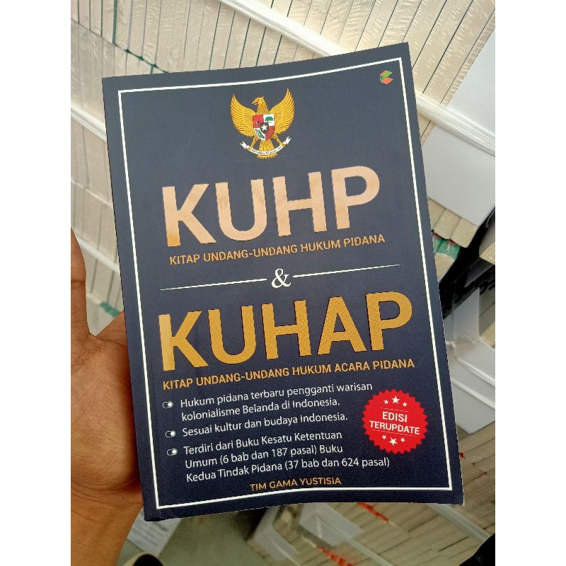 Jual Buku - KUHP & KUHAP Edisi Terupdate | Shopee Indonesia