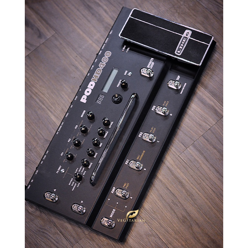 Jual multi efek gitar digital line 6 hd 400 kondisi normal mulus ...