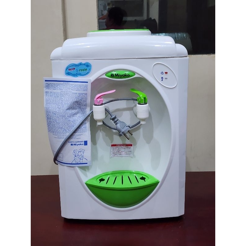 Jual Dispenser Miyako WD 289 HC | Shopee Indonesia