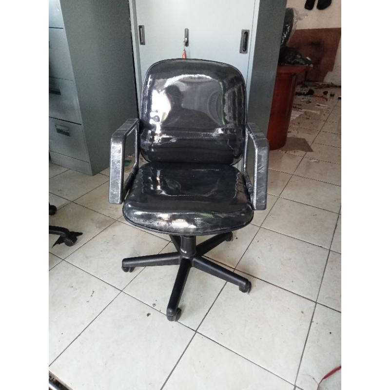 Jual kursi kantor hidrolik kain hitam | Shopee Indonesia