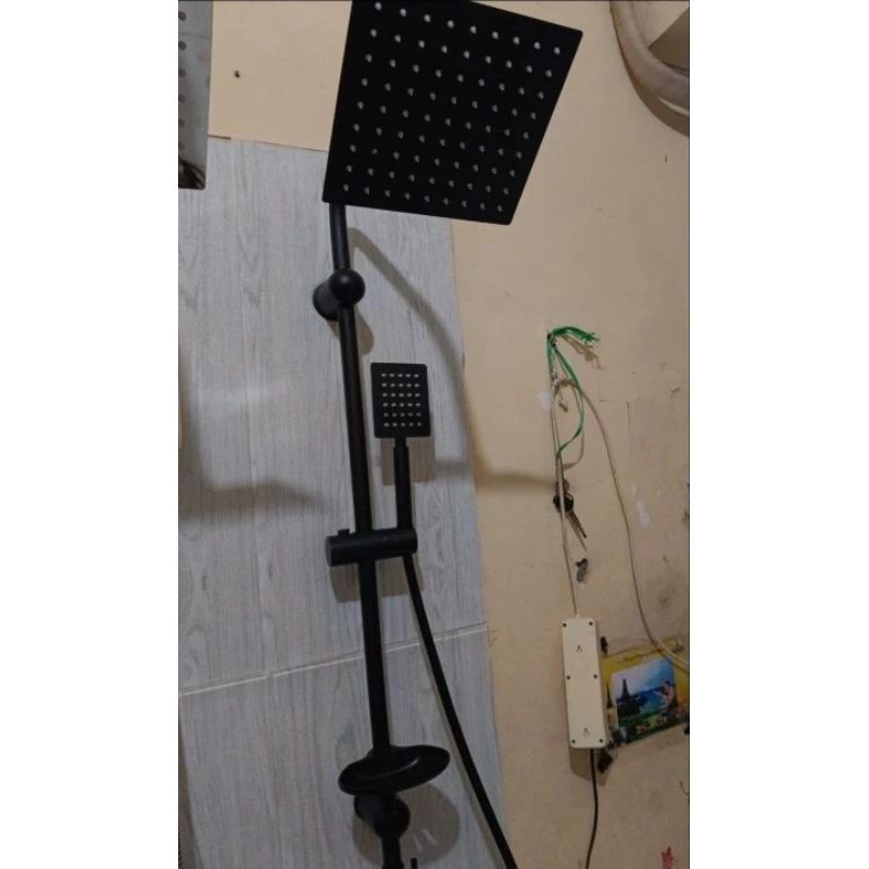 Jual shower tiang shower coloumn hitam/Rainfall shower set BLACK FREE ...
