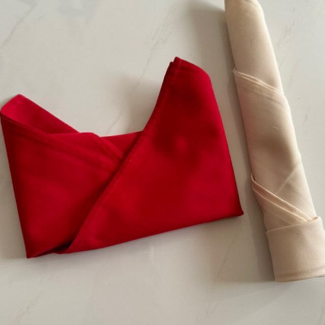 Jual napkin merah serbet kain kotak hotel restoran | Shopee Indonesia