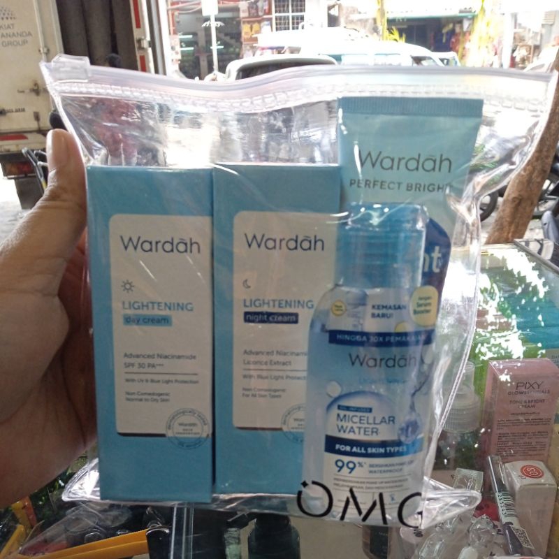 Jual Paket Wardah Lightening Series | Shopee Indonesia