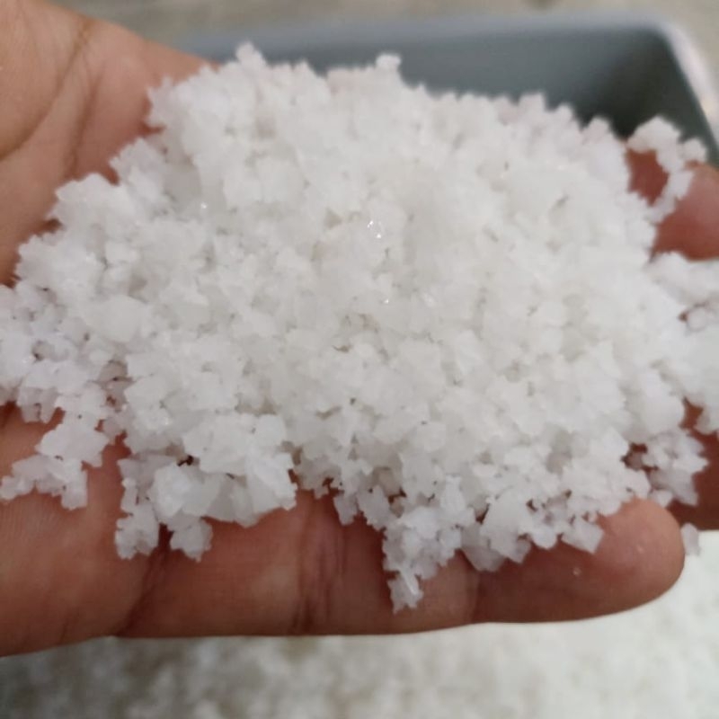 Jual Garam kasar 1kg /kristal putih/garam krosok/garam ikan non yodium ...