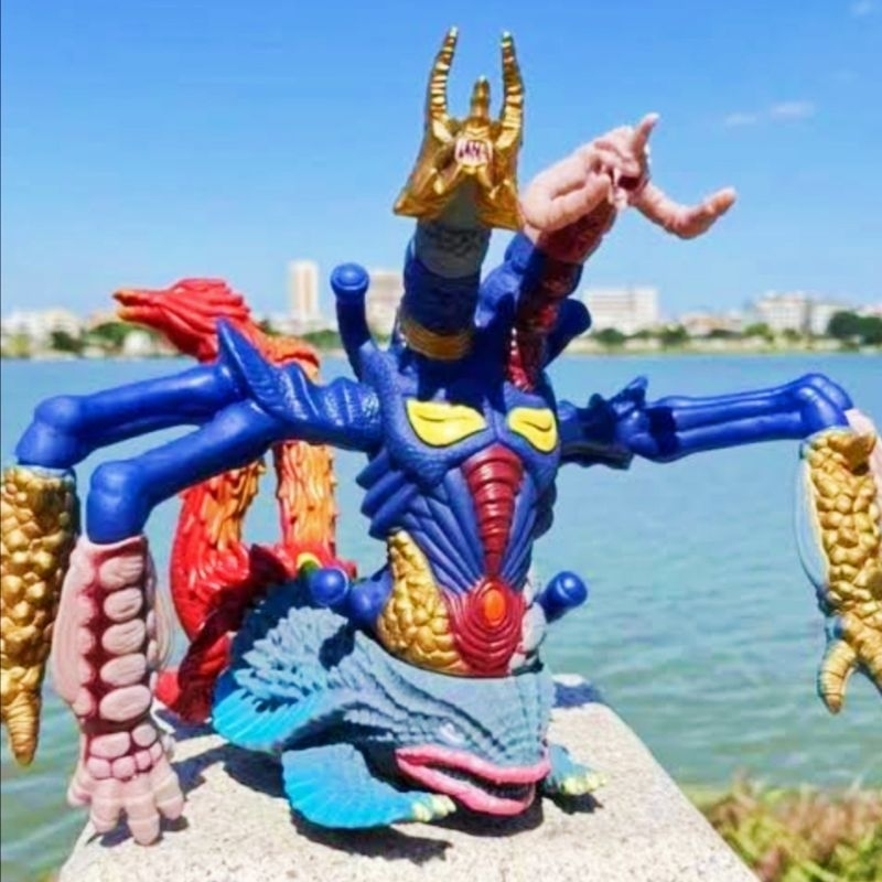 Jual Mainan Monster Kaiju Giga CHIMERA Ultraman Monster Figur | Shopee ...