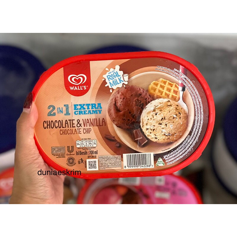 Jual Walls Ice Cream Chocolate & Vanilla Choco Chip 700ml | Shopee ...
