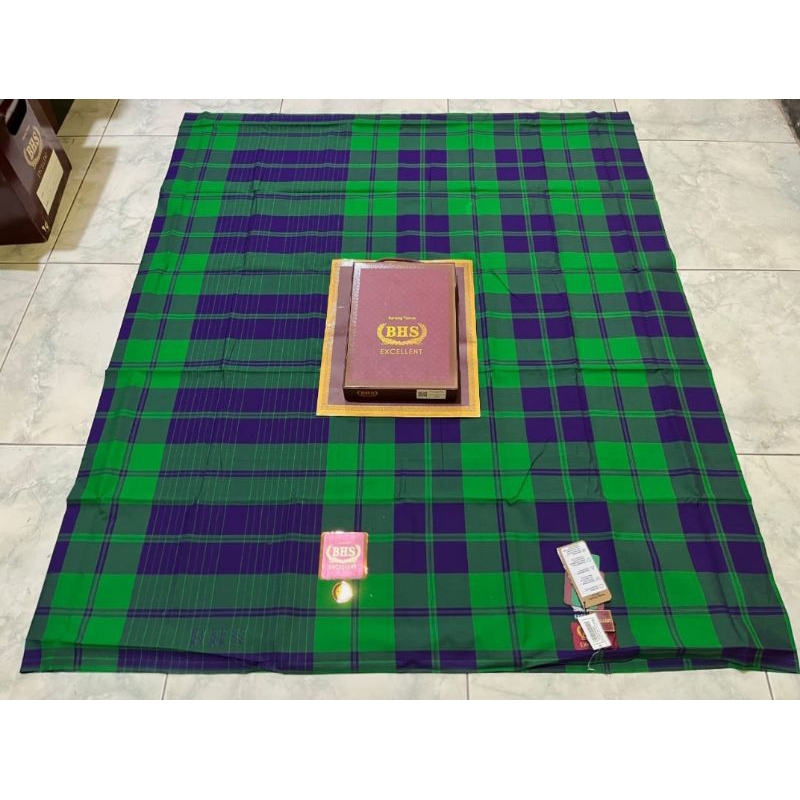 Jual Sarung BHS GOLD EXCELLENT KDT KOTAK JADUL MOTIF MADURA | Shopee ...