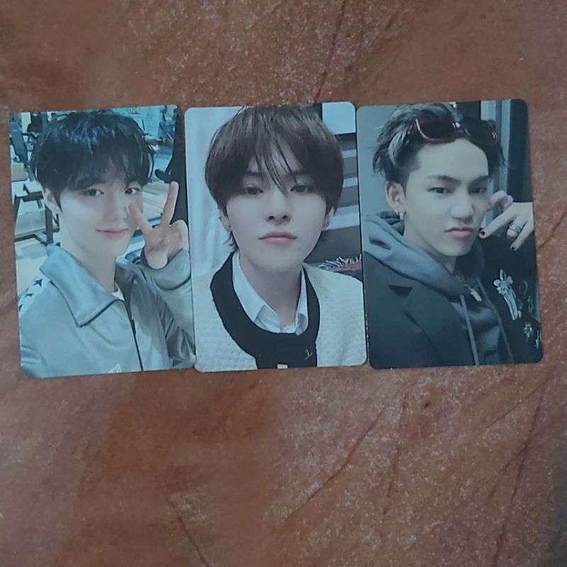 Jual [READY] TREASURE 3RD ANNIVERSARY MAGAZINE SELCA PHOTOCARD DOYOUNG ...