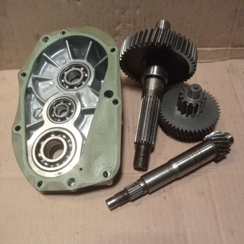 Jual Gear Gigi gardan Gir box Suzuki Spin | Shopee Indonesia