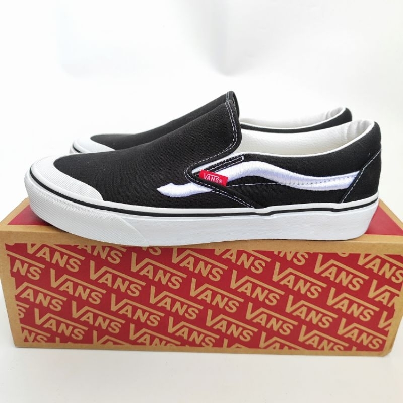 Jual Vans Slip On Side Stripe Black White Resmi PT. NAVYA | Shopee ...