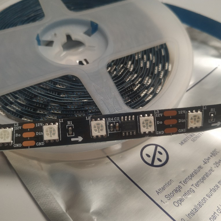 Jual Led Strip 12 volt WS2811 60 led permeter 300 led per 5 meter PCB Hitam/Putih | Shopee Indonesia