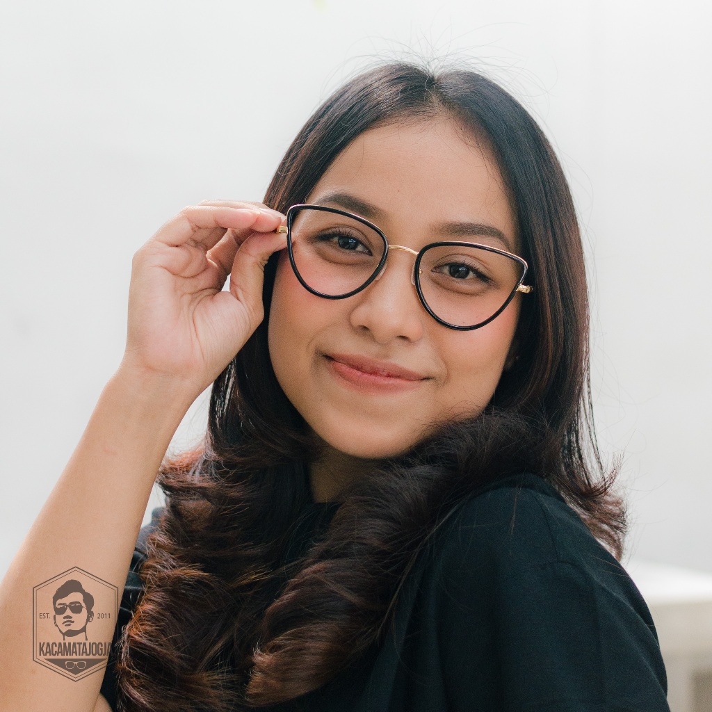 Jual Kacamata Jogja - Kacamata Frame Cateye Simple Elegant Pegas - DENAWA 05 | Shopee Indonesia