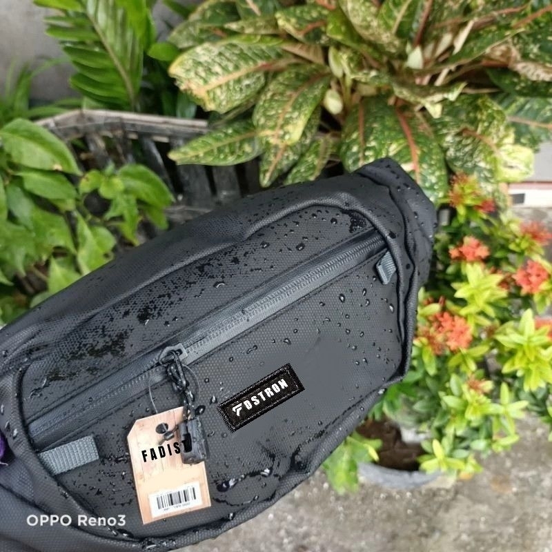 Jual Tas Waistbag Waterproof Tas Anti Air Tas Anti Hujan Resleting ...