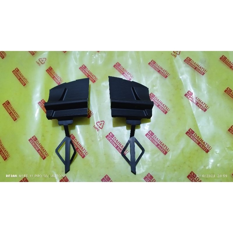 Jual tutup cover bumper bemper depan Sigra 2019 keatas original 52715 ...