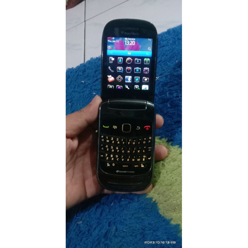 Jual hp bekas jadul blackberry style 9670 cdma | Shopee Indonesia