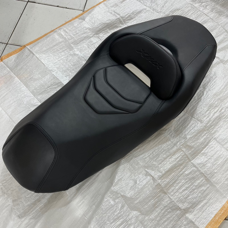 Jual Yamaha xmax 2023 connected jok xmax new 2023 kulit mbtech full set ...