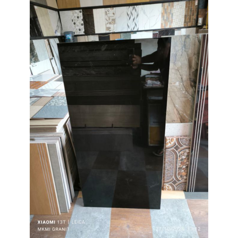 Jual Granit Hitam Polos 60x120 Torch | Shopee Indonesia