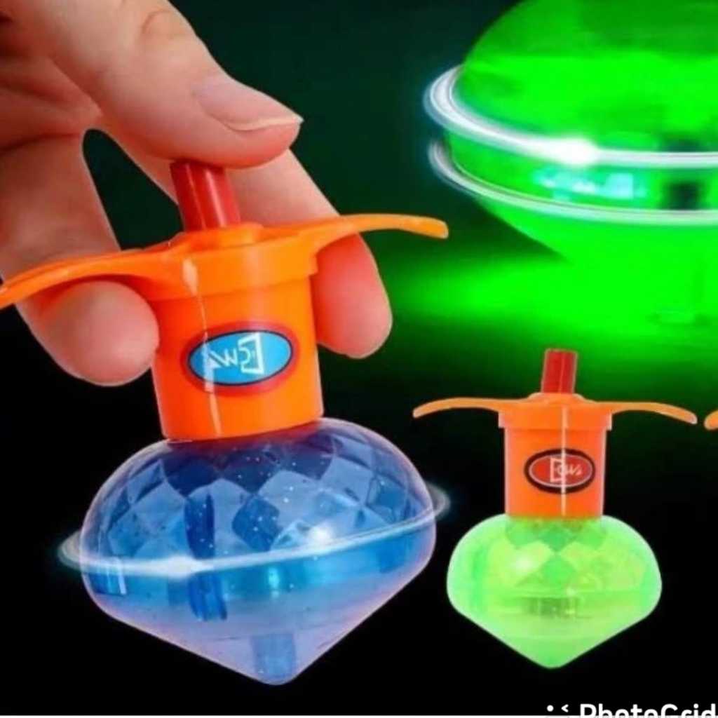 Jual bayblade beiblet Gasing nyala led random Mainan gasing led ...