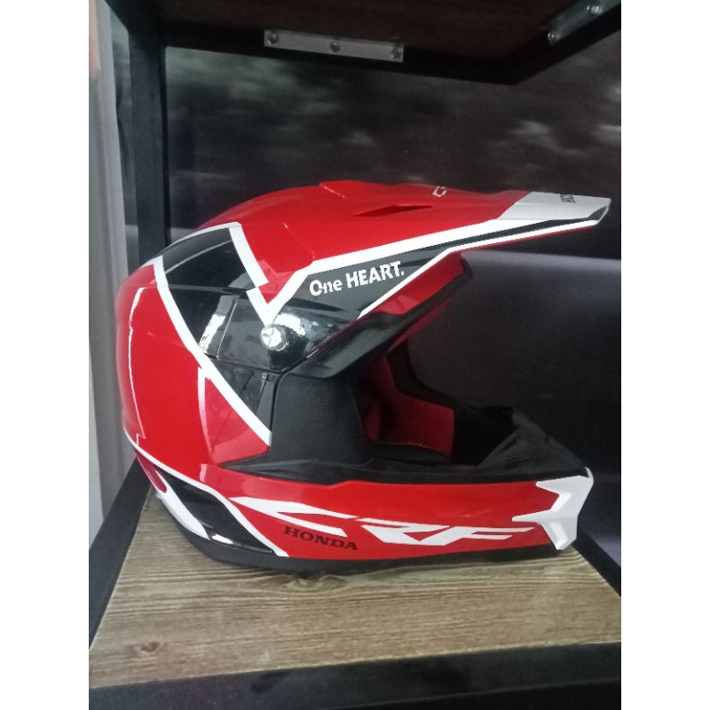 Jual helm honda crf ukuran L ORI | Shopee Indonesia