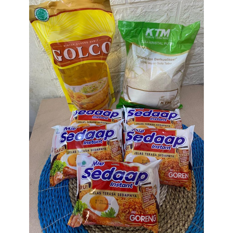 Jual PAKET HEMAT MINYAK GOLCO 1L GULA 1Kg MIE SEDAP GORENG 3 bungkus ...