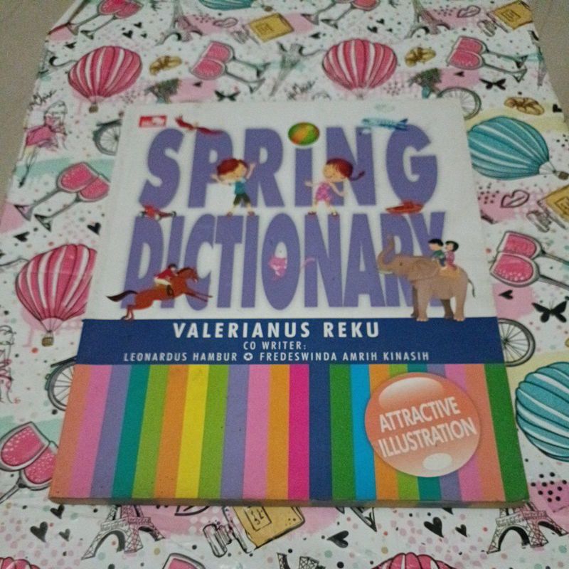 Jual Buku Spring Dictionary - Attraction Illustration | Shopee Indonesia