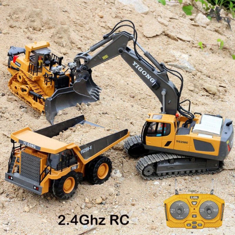 Jual Mainan Mobil Remote Control Dumb Truk Truck Fuso Baterai Mobil ...