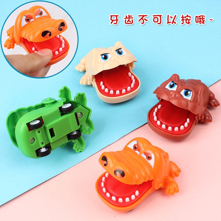 Jual QH223344 - Mainan Anak Buaya Gigit Game Buaya Gigitan Prank Toy ...