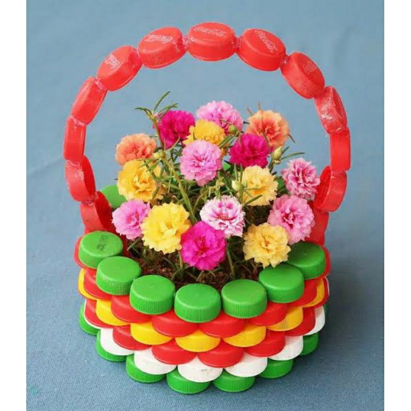Jual Pot Bunga Mini Dari Tutup Botol/Lerajinan Tangan/Prakarya/Tugas ...