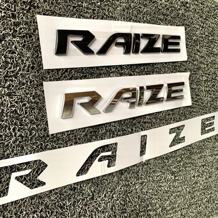 Jual Engine Hood Raize / Logo Kap Mesin / Emblem Mobil Raize | Shopee ...
