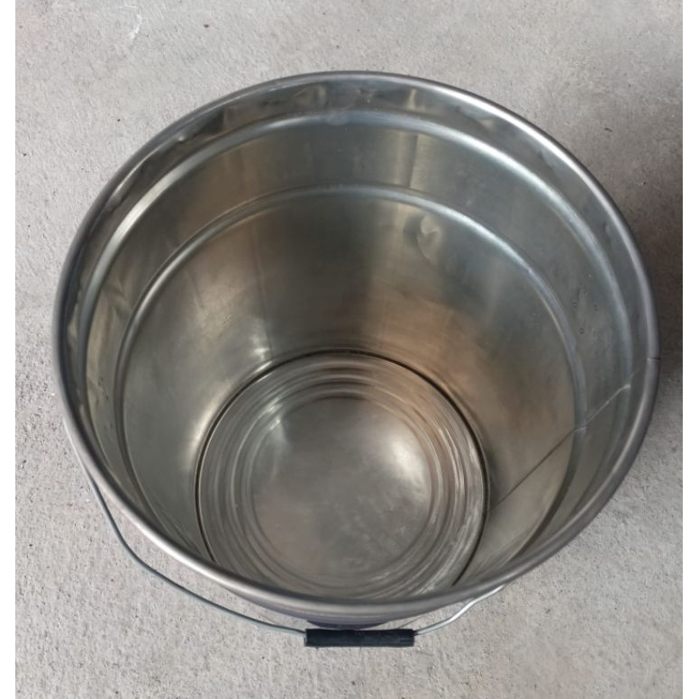 Jual Kekinian.. Tempat Bakar Sampah - Drum Besi - Ember Kaleng Besi 20 ...