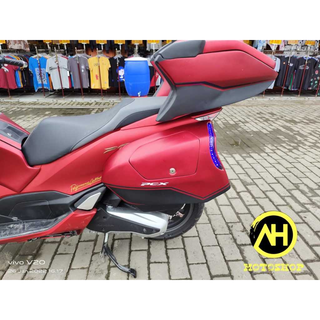Jual Side Box PCX 160 CC box samping pcx terbaru new tinggal pasang | Shopee Indonesia