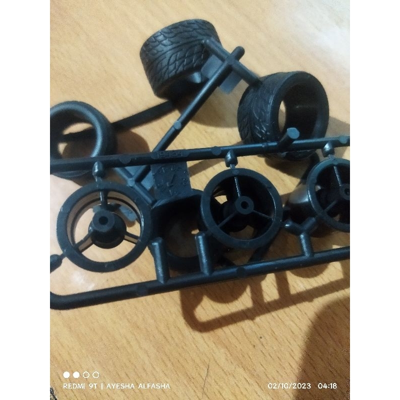 Jual Velg Carbon & Ban Ulir Small Copotan Kit Original Tamiya | Shopee ...