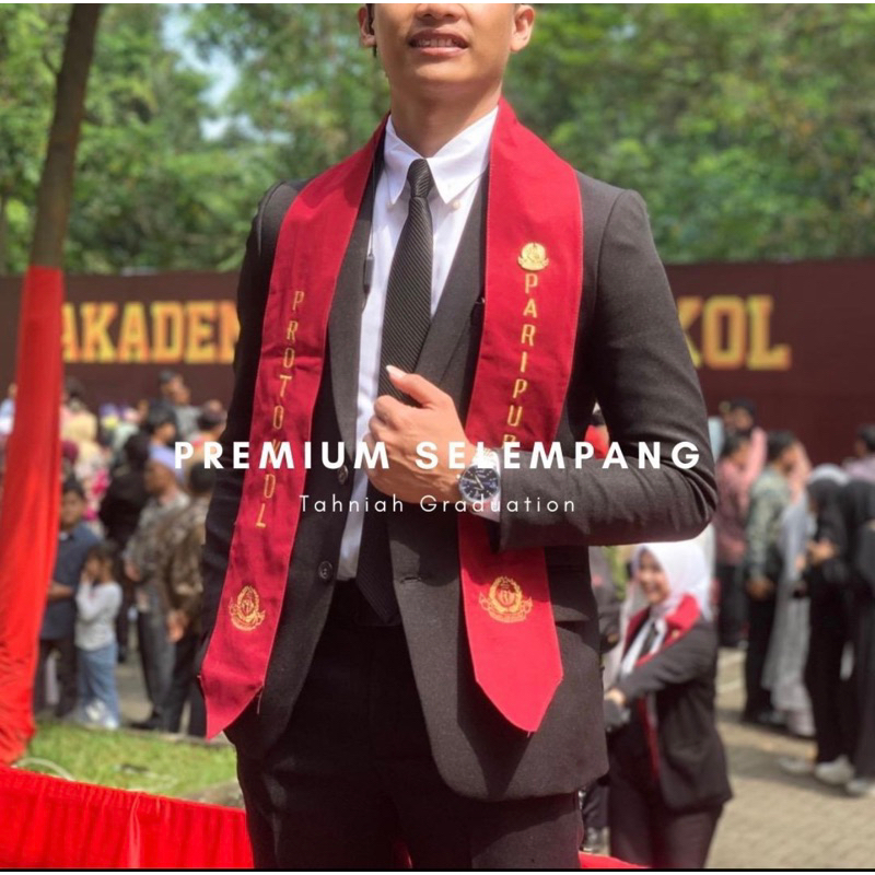Jual PROMO! SELEMPANG KALUNG PREMIUM By Tahniah Graduation | Shopee ...