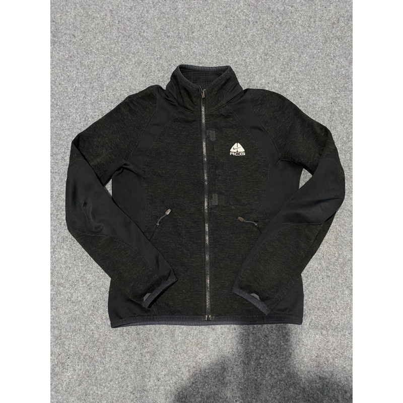 Jual Nike ACG Thermal Sphere Jacket | Shopee Indonesia