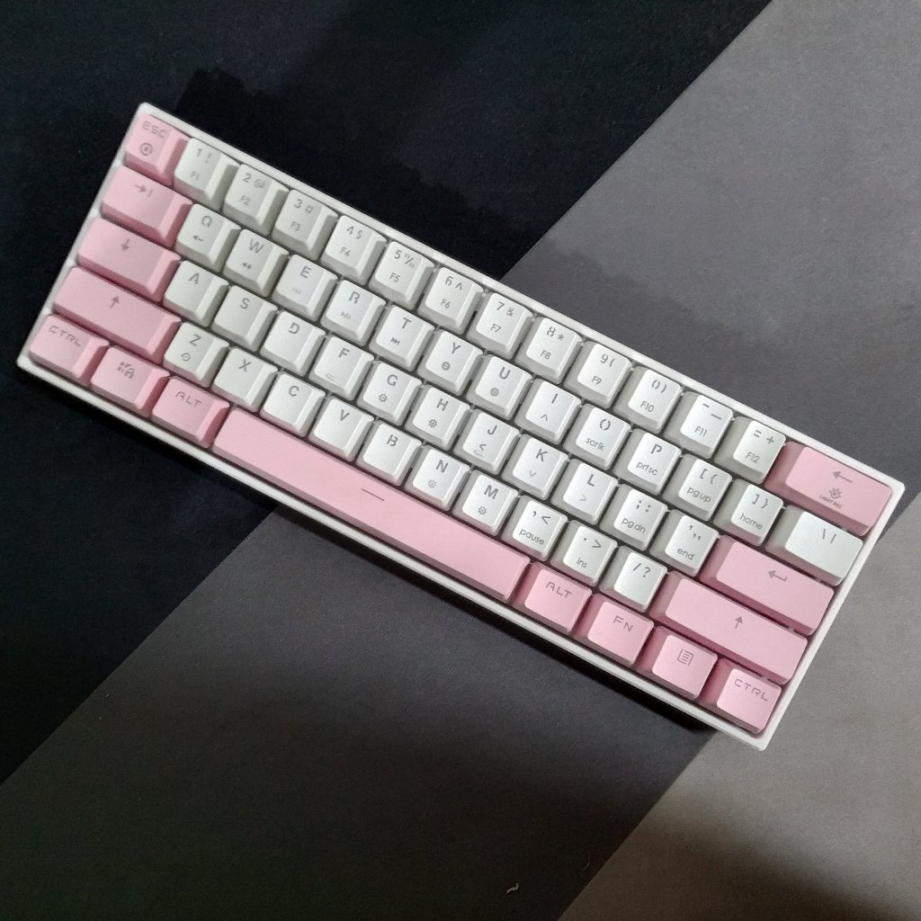 Jual Fantech Maxfit61 White red switch Mechanical Keyboard | Shopee ...