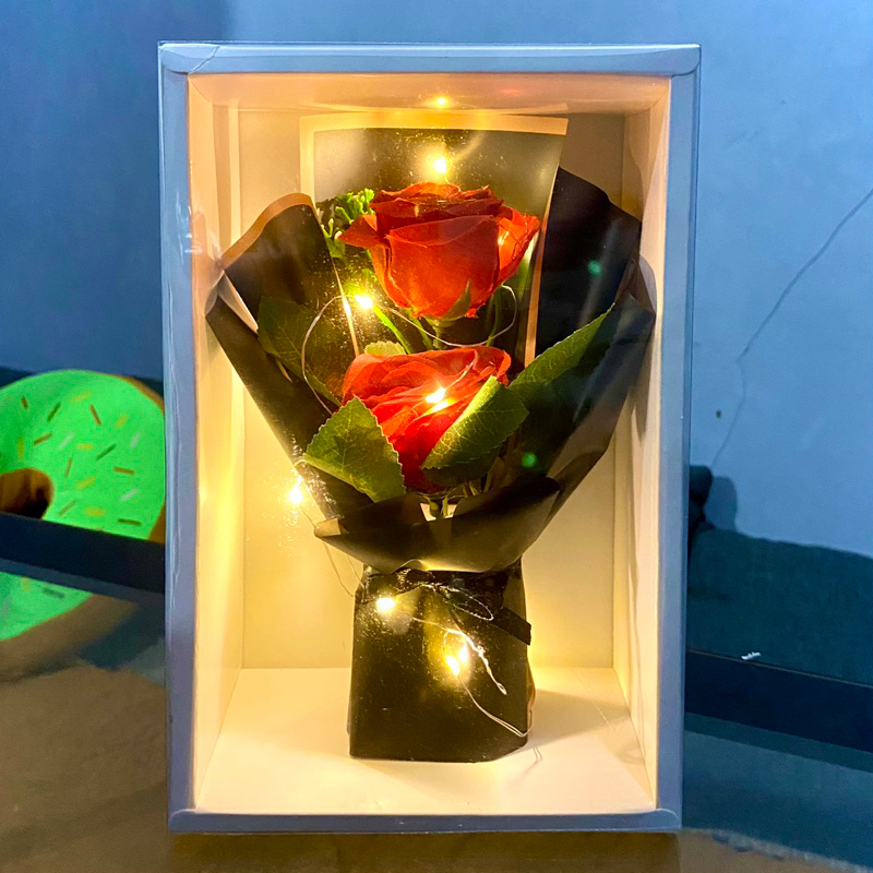 Jual (READY) HADIAH WISUDA /ULANG TAHUN/ BOX BUKET BUNGA LED | Shopee ...