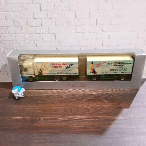 Jual Herpa HO Mercedes Benz Actros Truck Kinder Sind Tabu 1/87 | Shopee ...