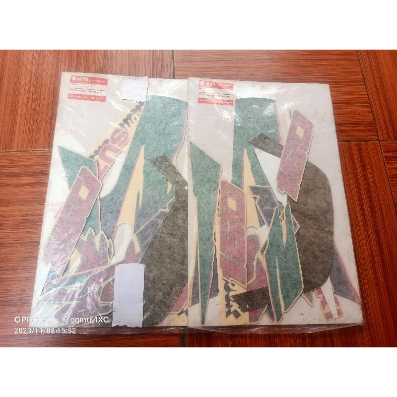 Jual striping list body polet stiker suzuki RGR crystal hijau original ...