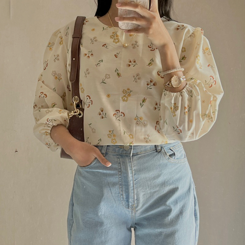 Jual ETHEREAL - FLUFFY BLOUSE | Shopee Indonesia