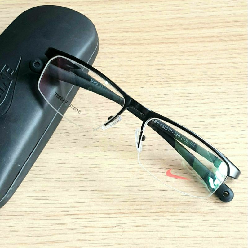 Jual KACAMATA BACA LENS PLUS PROGRESSIVE BACA DAN JALAN-BLUE CROMIC ...