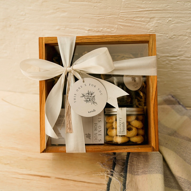 Jual KARSALA ASTANA Series - Byakta Hampers CNY | Special Gift Box Alat ...