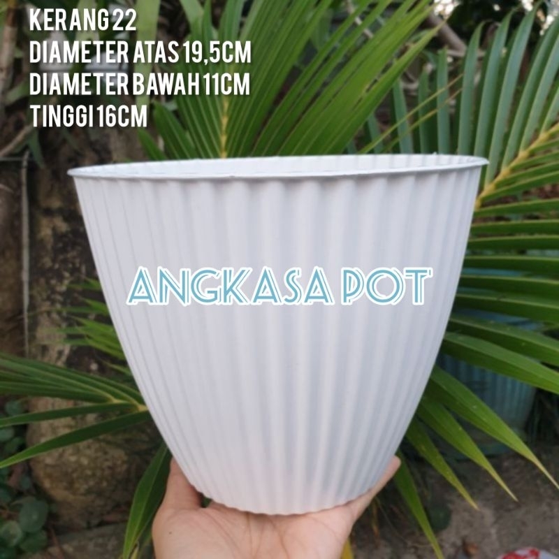 Jual Pot bunga model KERANG 22 SP Pot Cantik Pot Murah Motif garis ...